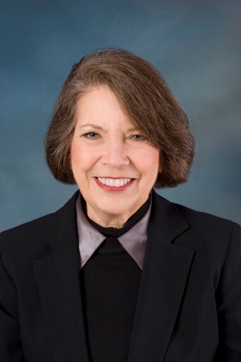 Lynn Shecter